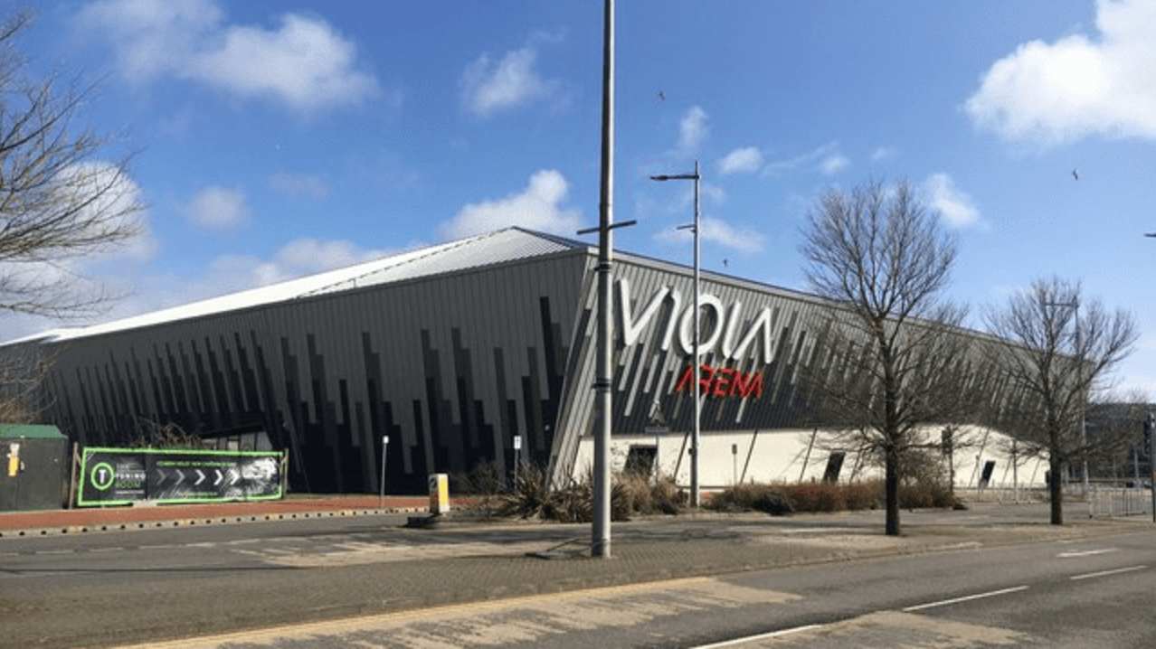ICE ARENA WALES | Day Out With The Kids