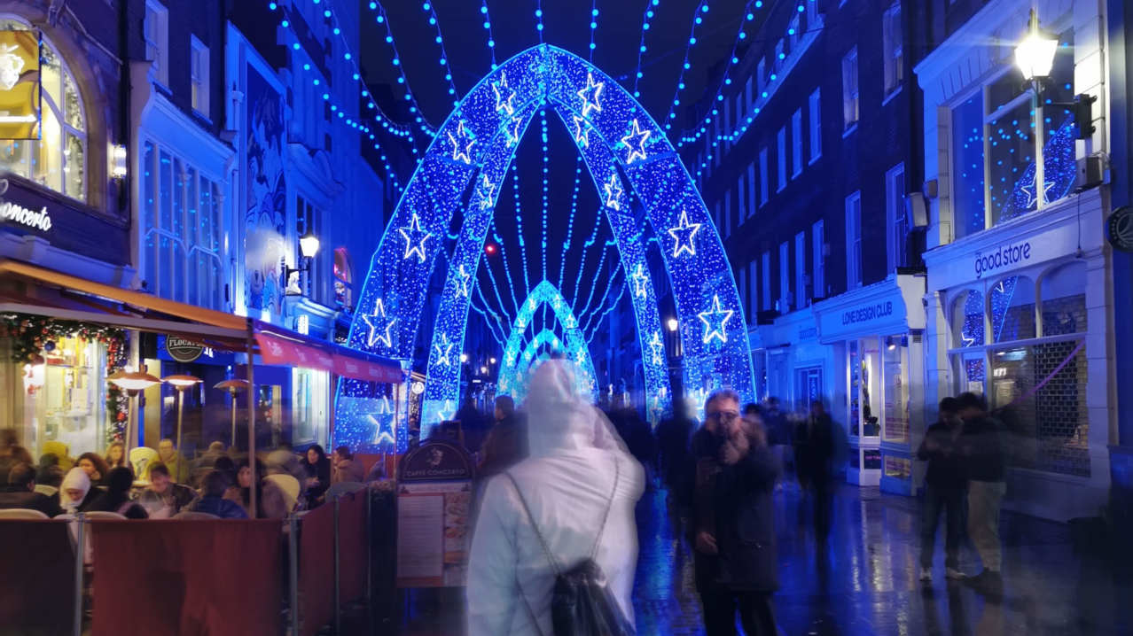 Christmas Lights Walking Tour | Day Out With The Kids