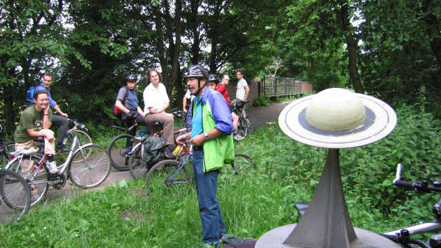 Cycle the Solar System | Day Out With The Kids