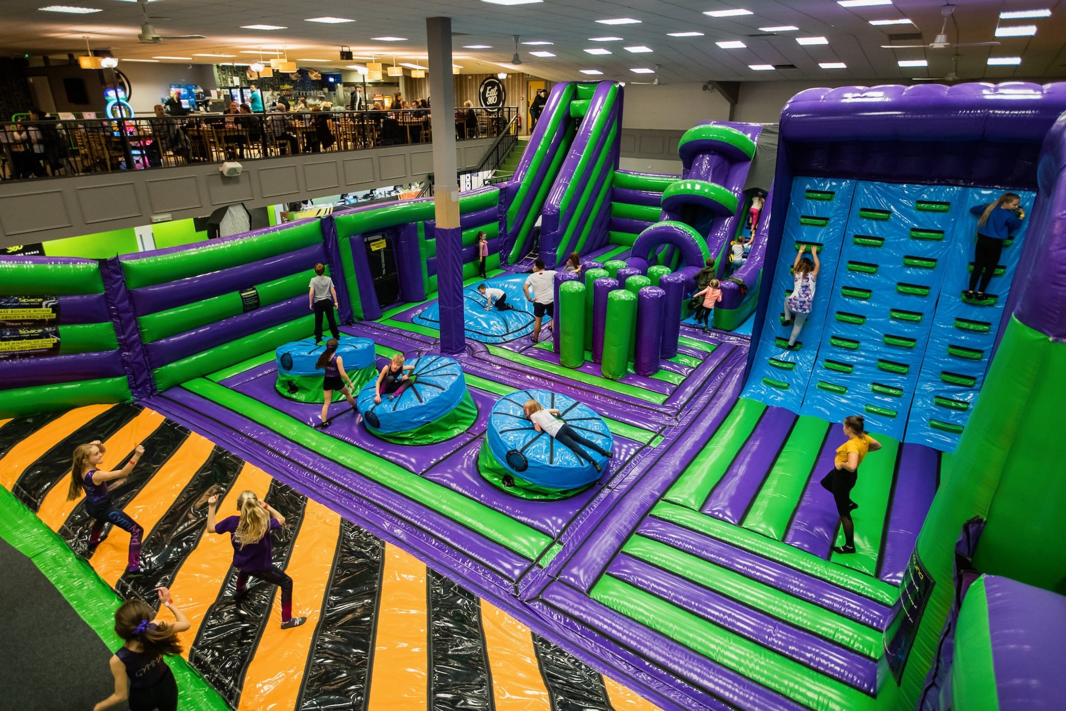 Jump 360 Trampoline Park Online