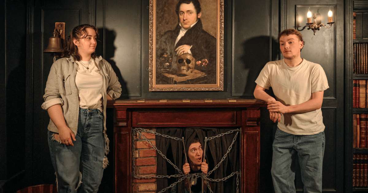 Escape The Past | Day Out With The Kids
